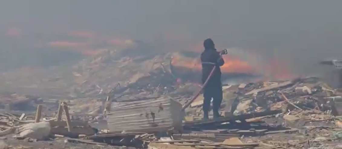 Incendio en la planta de residuos de Rodeo en plena jornada de Zonda ...